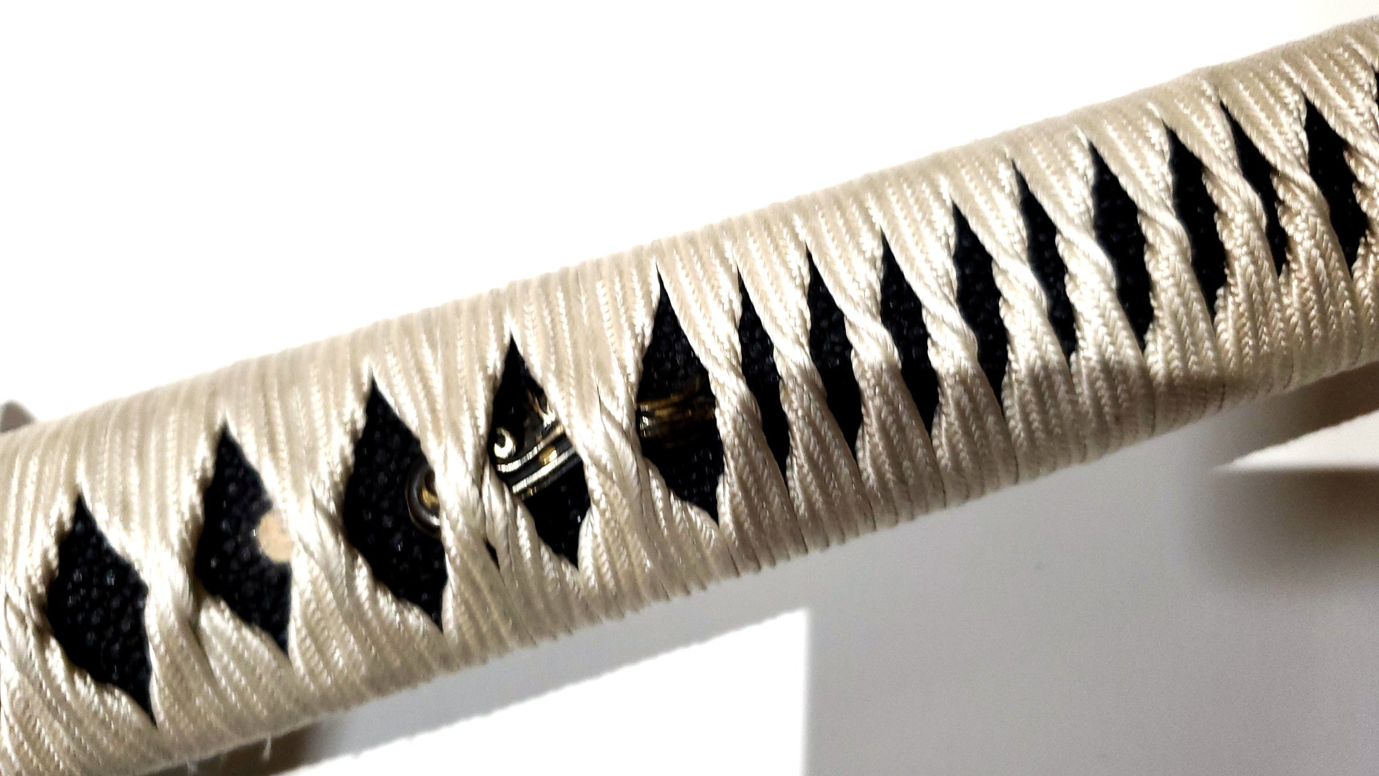 Maple Katana with Laser Engraved Mon on Habaki and Double So-hi ...